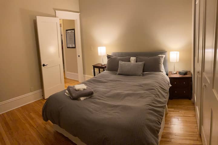 Duplex In Heart Of Ne Mpls! - Minneapolis