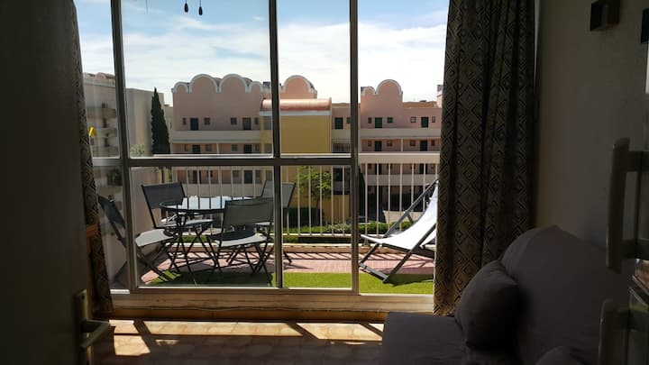 Appartement Climatisé Avec Belle Terrasse. - Gruissan