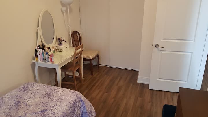 2 Bed 1 Bath Condominume - Vaughan