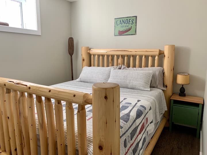 River's Bend Den - Canmore