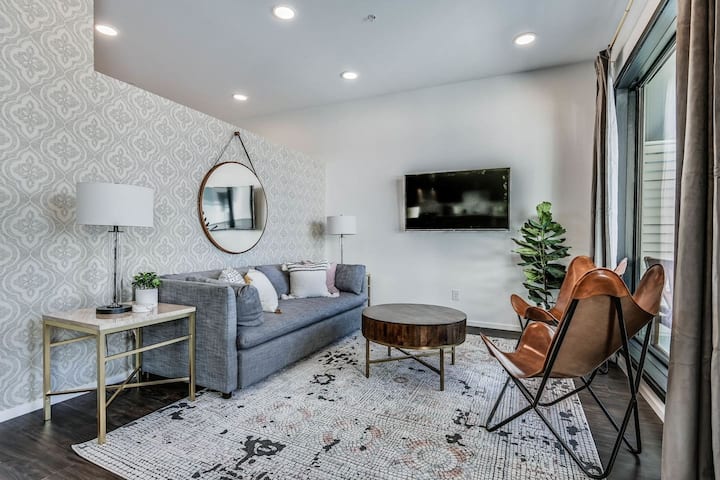 Nashville Condo Gulch/downtown-walking Distance - Nashville, TN