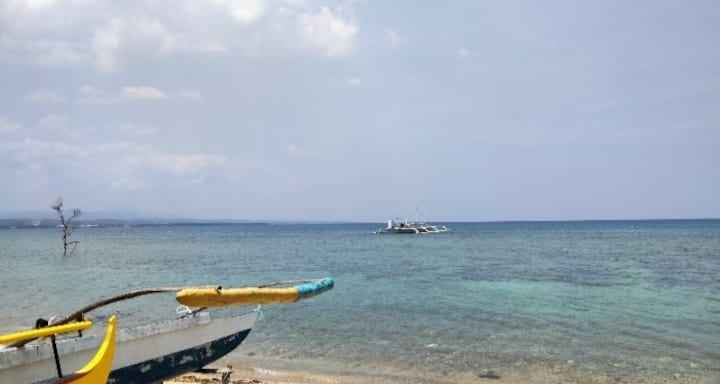 Moonlight Seaside Family Room - Liloan