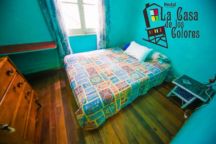 Room 1 Persona Casa Patrimonial. - Valparaíso