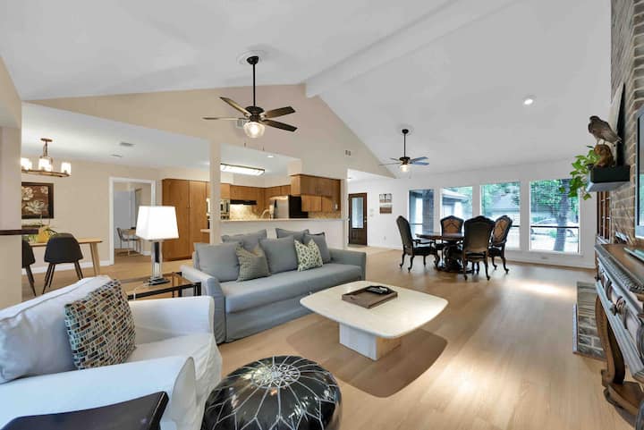 One Story Story With Pool, Front Of Woodlands! - The Woodlands, TX