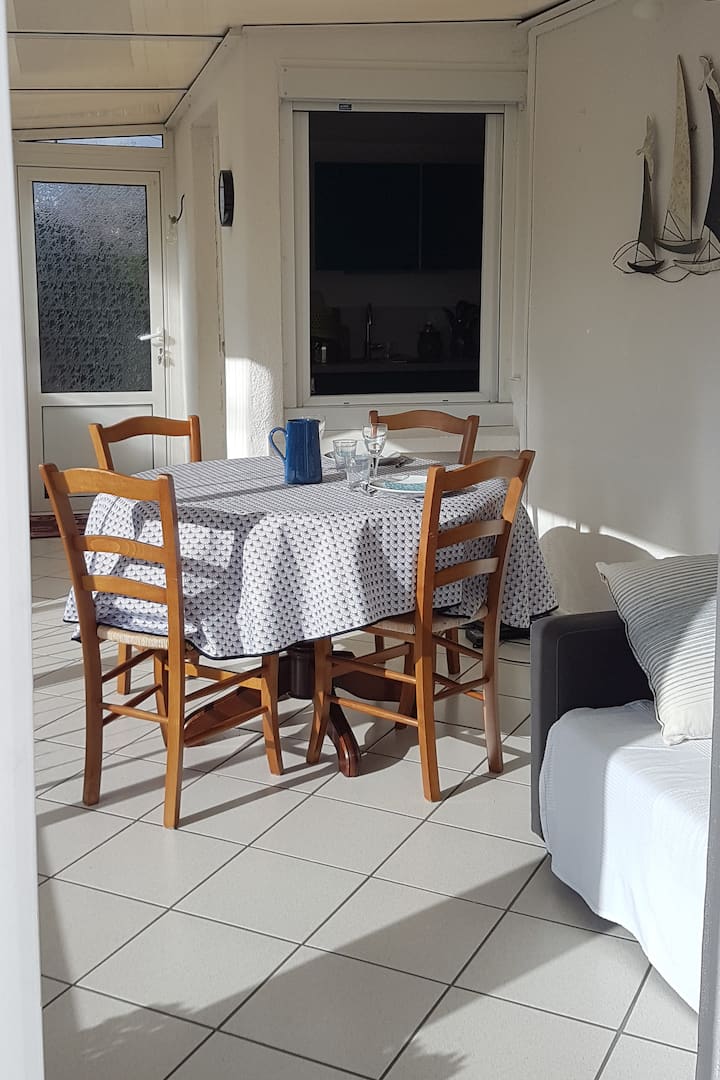 Grande Maison Aux Hortensias. - Pleubian