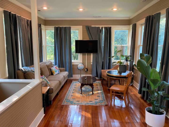 Magnificent Southern Style House - Greenwood, MS