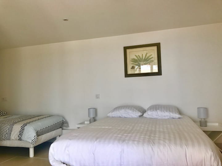 Sur La Plage Chambre Triple Terrasse Les Issambres - Roquebrune-sur-Argens