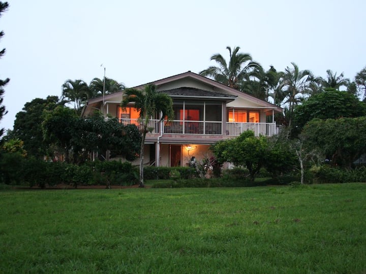 Spacious 4br Home On Golf Course W Ac And Views - Princeville, HI