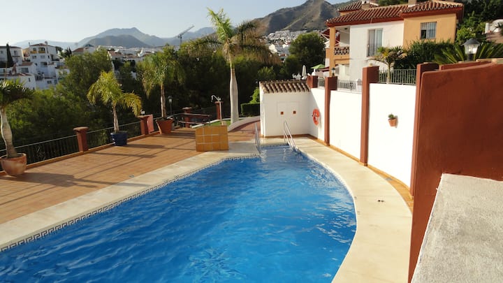 Spaciously Cosy Apartment Near Beach Peaceful Zone - Nerja