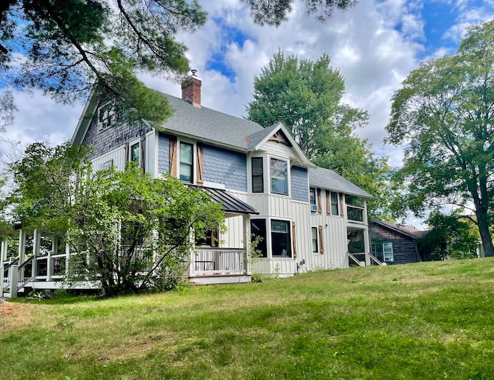 Hillcrest Farm Perfect Location 1 Block From Mn St - Lake Placid, NY