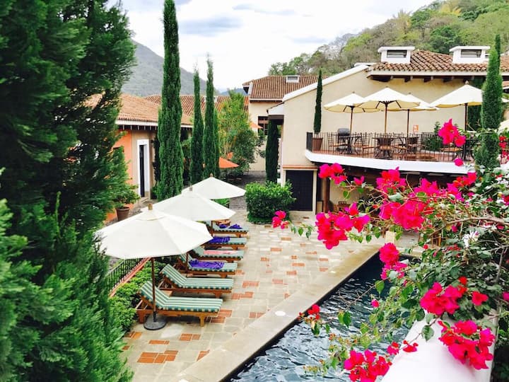 Villa De Descanso En Antigua! - Chimaltenango