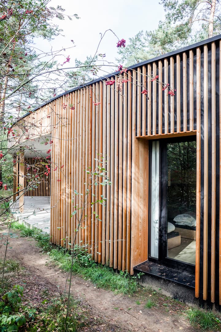 Hostel Wadi, Een Unieke Overnachting In Het Bos - Lille, Belgium