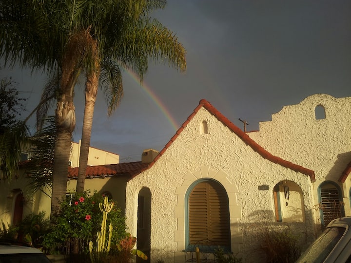 Casita De Las Brisas - Pasos A La Playa, La Bahía Y La Calle Segunda - Long Beach, CA