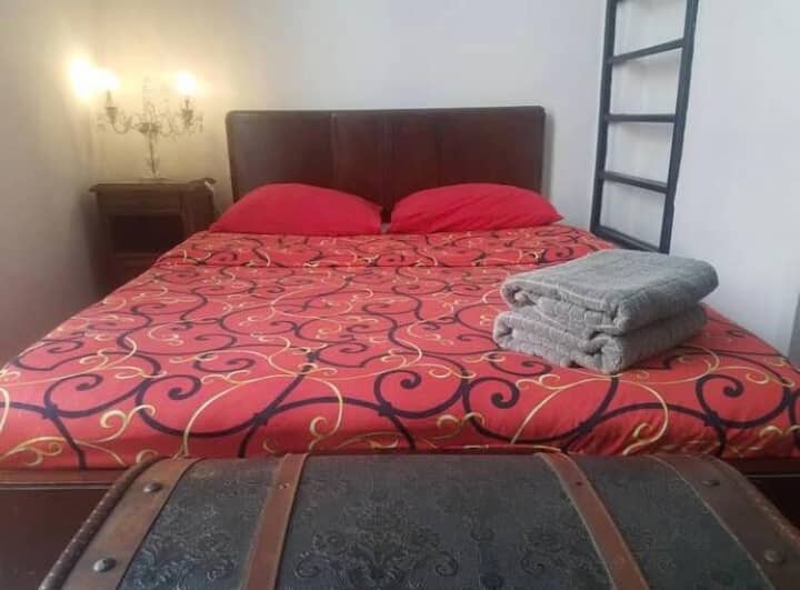 Casa Del Puerto Todas Las Habitaciones (6)
15 Pax - Havana