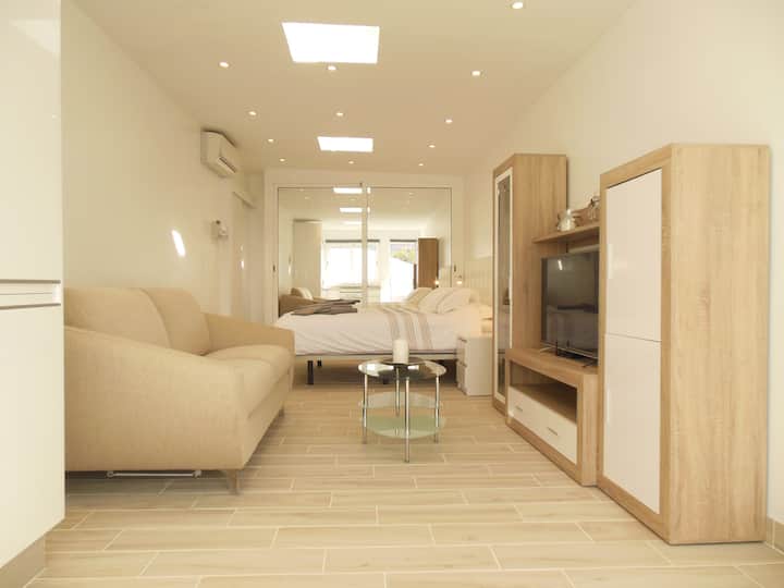 Luxury Studio Apartment - Yaiza