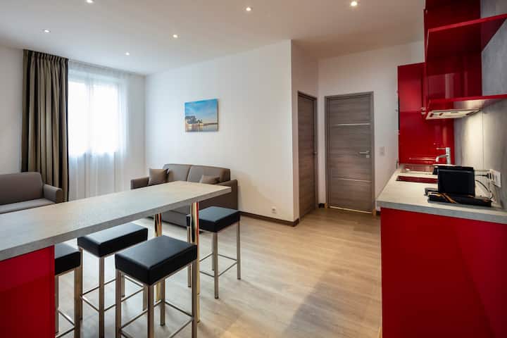 Appartement Avec Balcon Proche Des Plages - Golfe-Juan