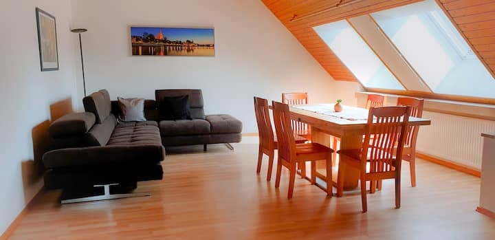 Cozy Two Bedroom Apartment In Regensburg. - Neutraubling