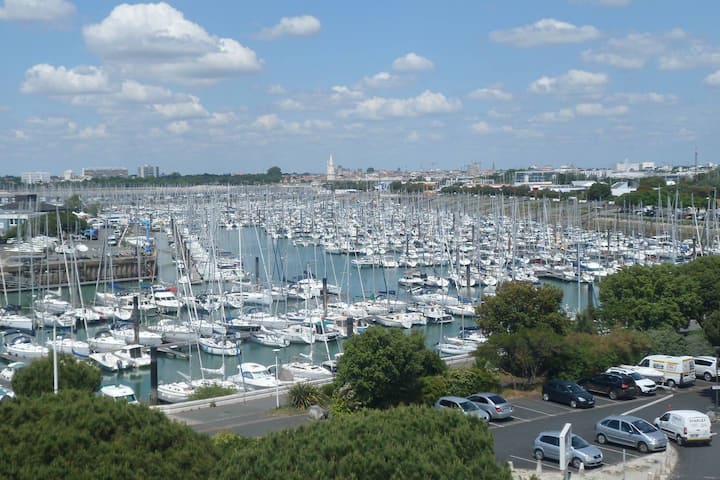 T3-70m² Minimes Vue Mer/port 4pers/2ch, Lits 180 - La Rochelle