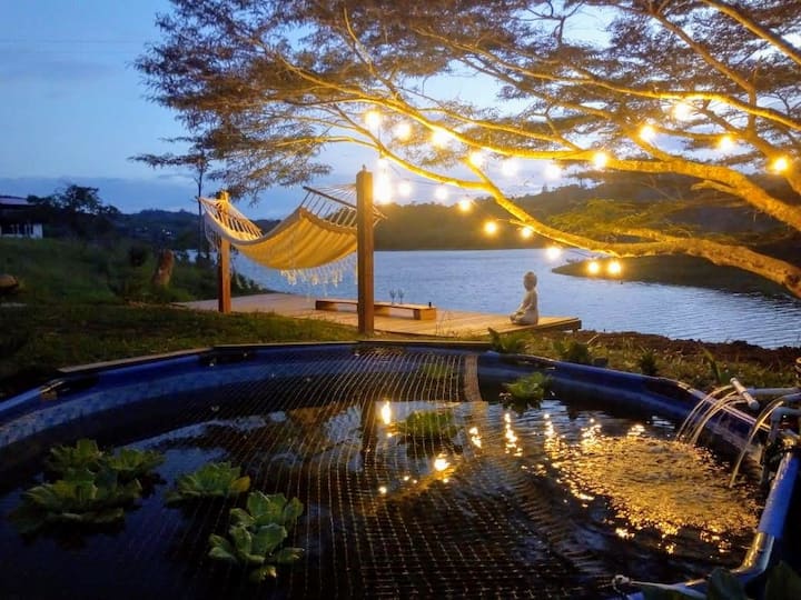 Oasis Junto Al Lago: Muelle, Kayak & Pet Friendly - Calima