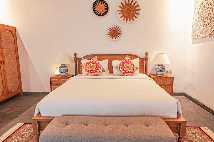 Boutique Hotel With Bath Tub - Ubud