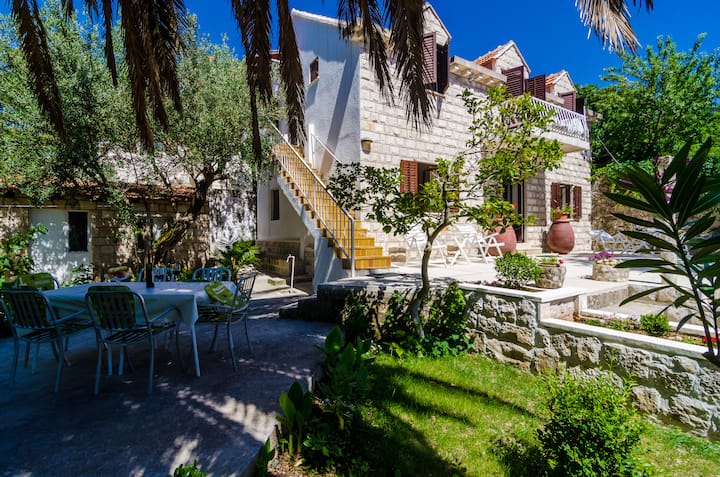 Intimate Family Getaway - Cavtat