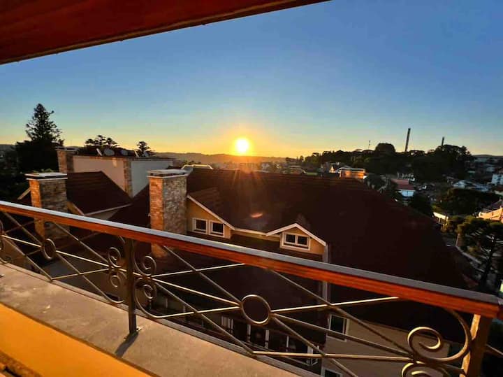 Apartamento Encantador Com Vista Para O Pôr Do Sol - Gramado