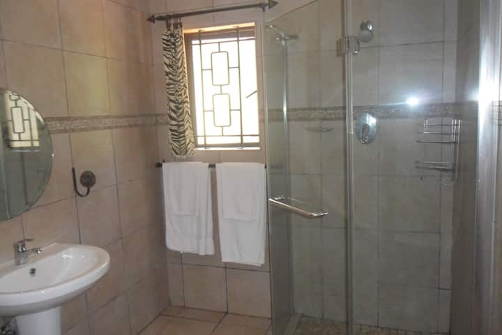 Bashe Lodge - KwaMashu