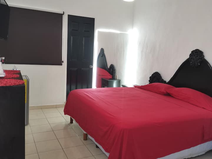 Habitación Independiente En 2do Piso - Mazatlán
