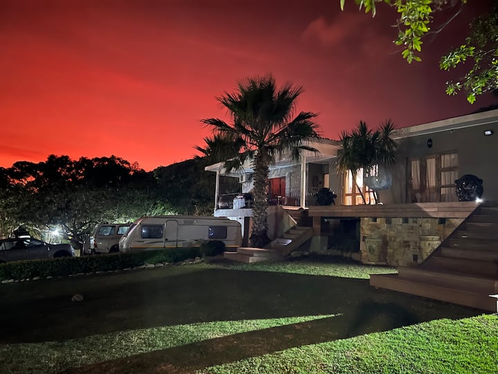 Villa Di Palme - Cosy Family Home In Knysna - Knysna