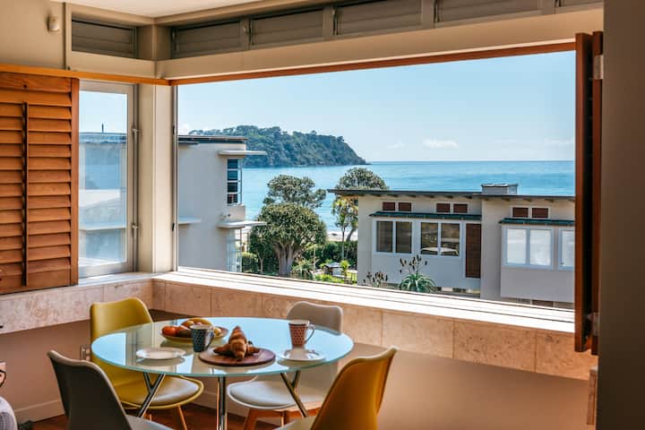 Sanctuary On The Beach - The Sands, Onetangi - Waiheke Island