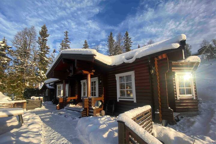 Cabin With Outdoor Hot Tub - Norway