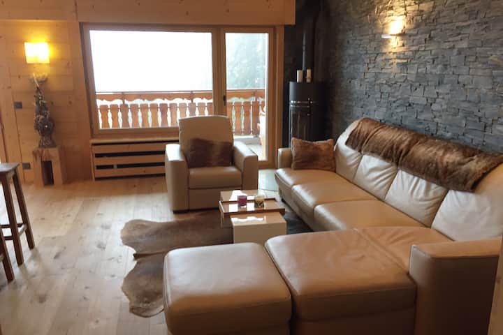 Modern Chalet-style Family Apartment (5' To Ski) - Crans-Montana