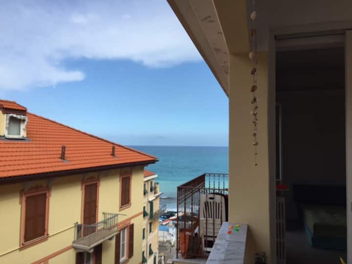 Maison à La Mer - Cogoleto