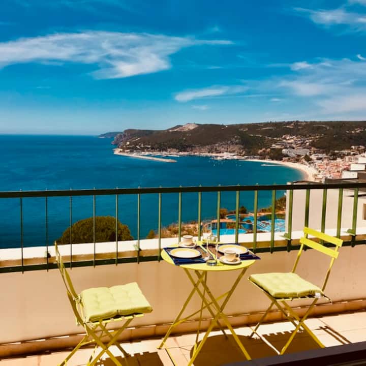 The Lookout - Sesimbra