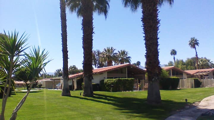 Comfortable Home 20 Min Walk To Coachella Concerts - Coachella, CA