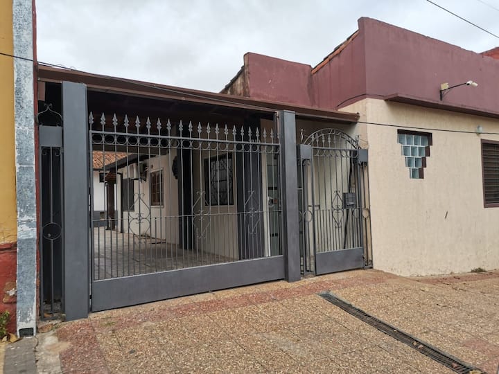 Habitaciónes En Asunción Próximo A La Costanera - Clorinda
