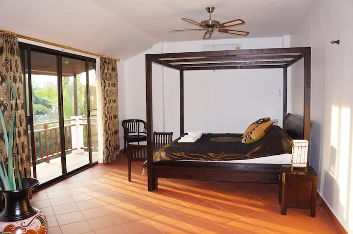 Oriental Pool Villa 4 Br - Ko Samet
