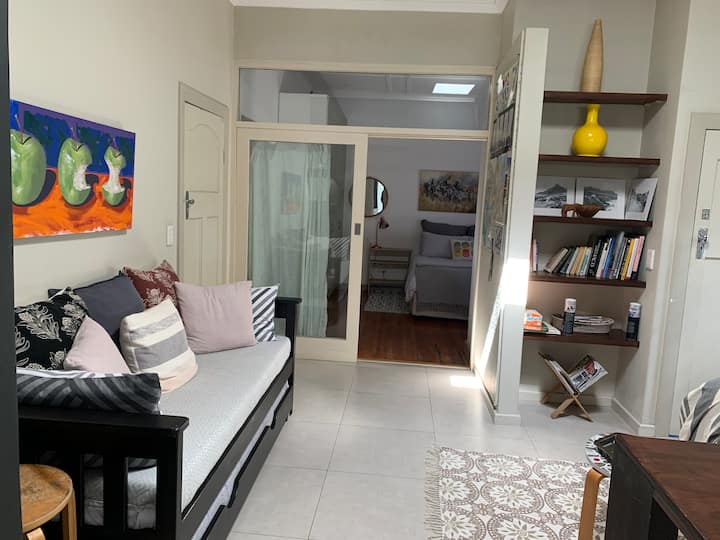 Rondebosch Vacation Rentals & Homes - Rondebosch, Cape Town, South ...