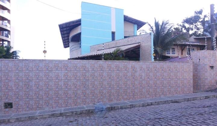 Casa Muito Confortável Com 3 Suítes E 1 Quarto. - Natal