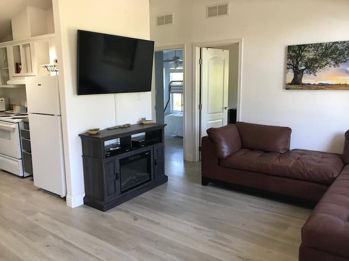 >30 Day Stays ~ 3bd 2ba House & Land - Amazing - Auburn, CA