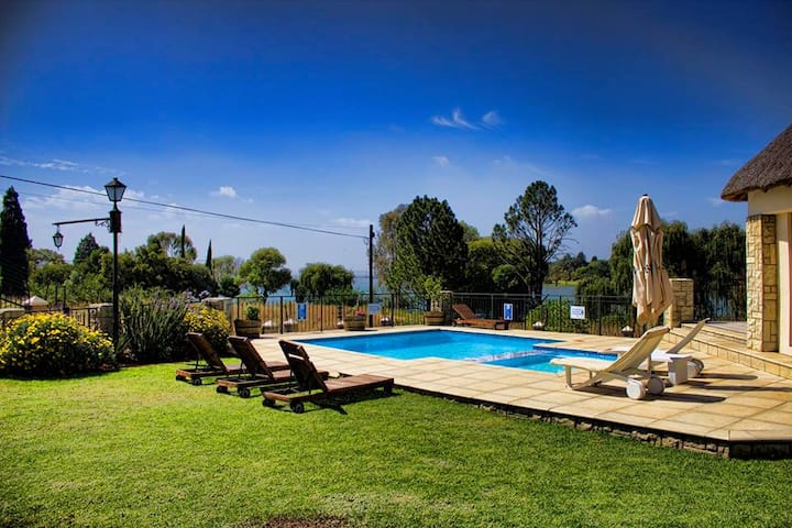 Aqua View 27/29 Deneysville. Vaal Dam - Vaal Marina