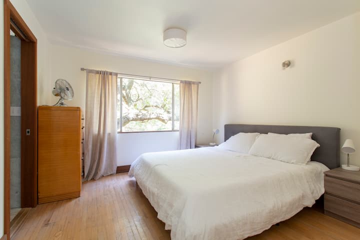 4- Family Size - Canyon View Condo - Berkeley