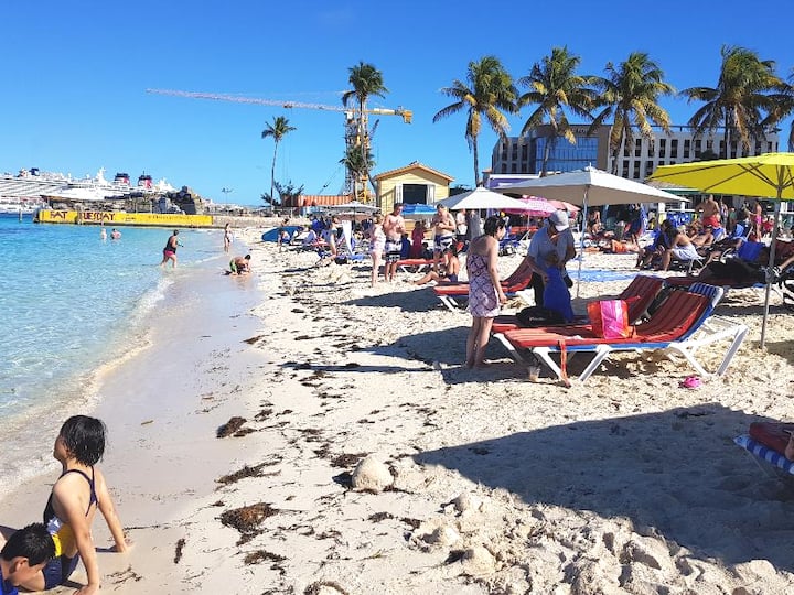 Blue Charm Near American Embassy, Beach & Downtown - Nassau