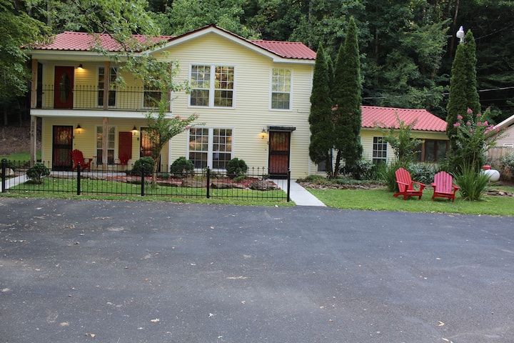 Pigeon Forge Get Away Unit 1 - Pigeon Forge, TN