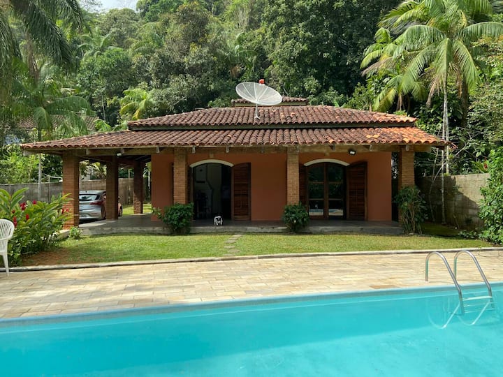 Casa Com Piscina Em Boiçucanga - São Sebastião