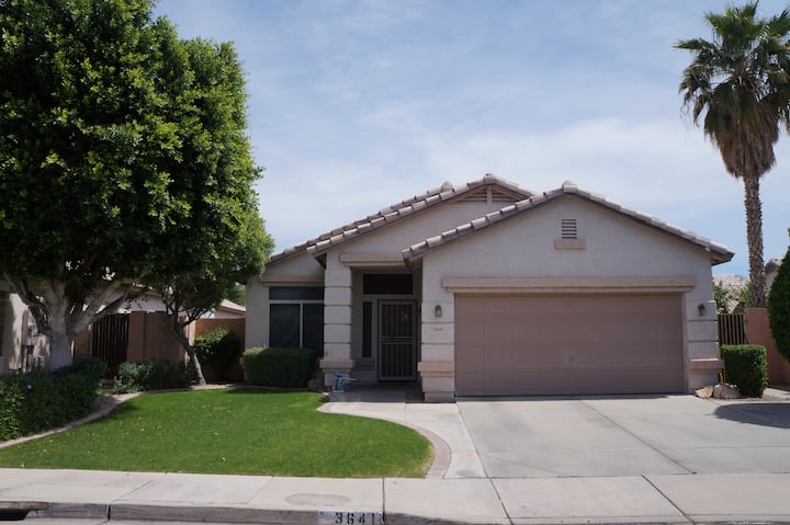 Golf Resort Community In Octotillo! - Chandler