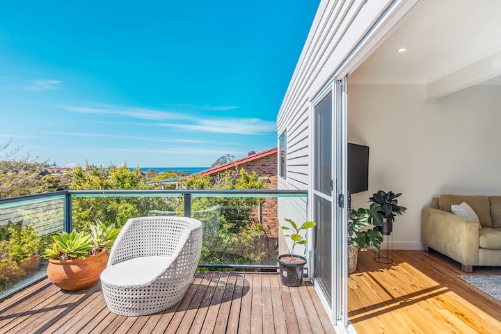 Walk To The Beach! Mollymook - Ulladulla