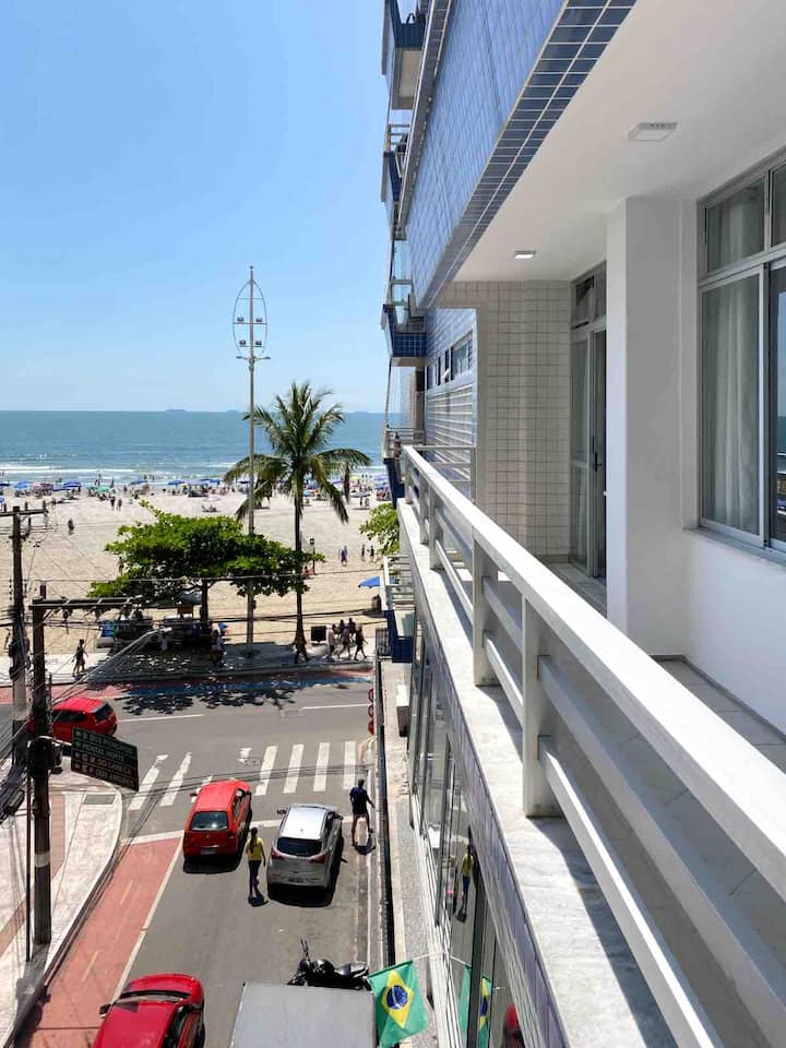 Edifício Frente Mar No Centro De Bc - Balneário Camboriú