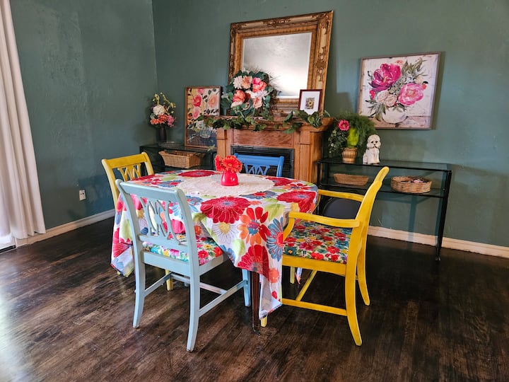 Come Visit The Happy House! - Oklahoma City