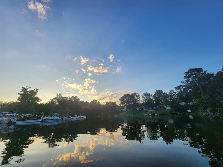Couples Lake House Retreat. - Dayton, TN